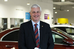 Eddie Hawthorne wins Outstanding UK Leader award at the Autocar Awards 2021